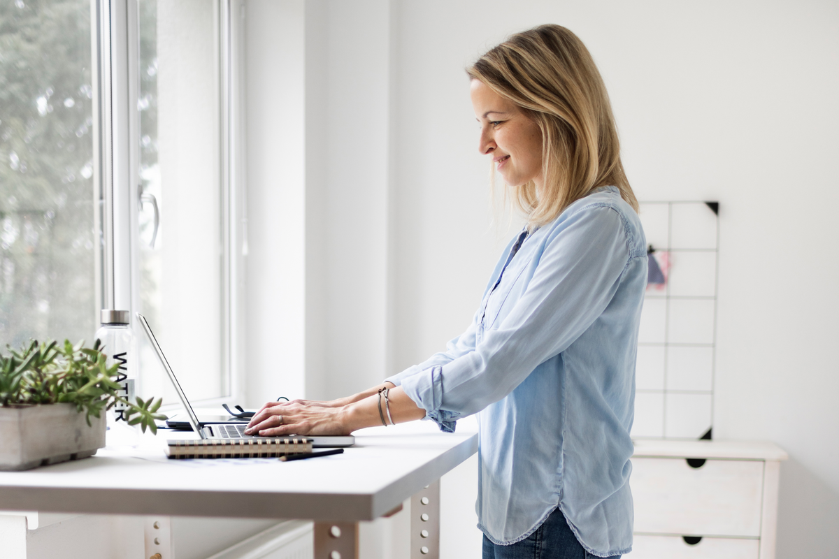 Guide to Proper Sitting Posture: Doctor-Recommended Positions – BackEmbrace